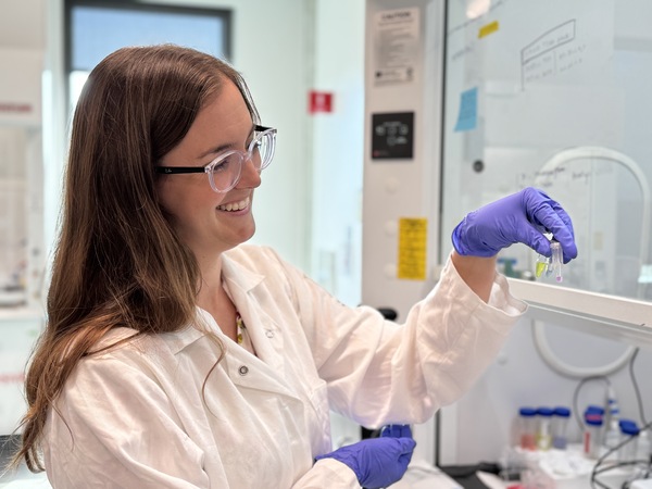Stacy Copp Using Light and Color for Bioimaging and Photonics ...